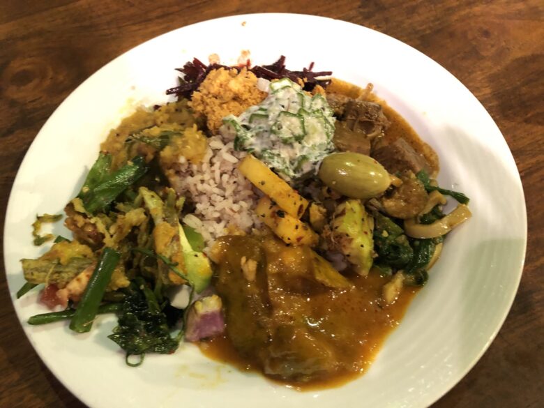 1/27[Colombo]大人気おすすめレストラン！ヌガガマ(Nuga Gama)でビュッフェを楽しむ 【カレー修行 inスリランカ2020 ...